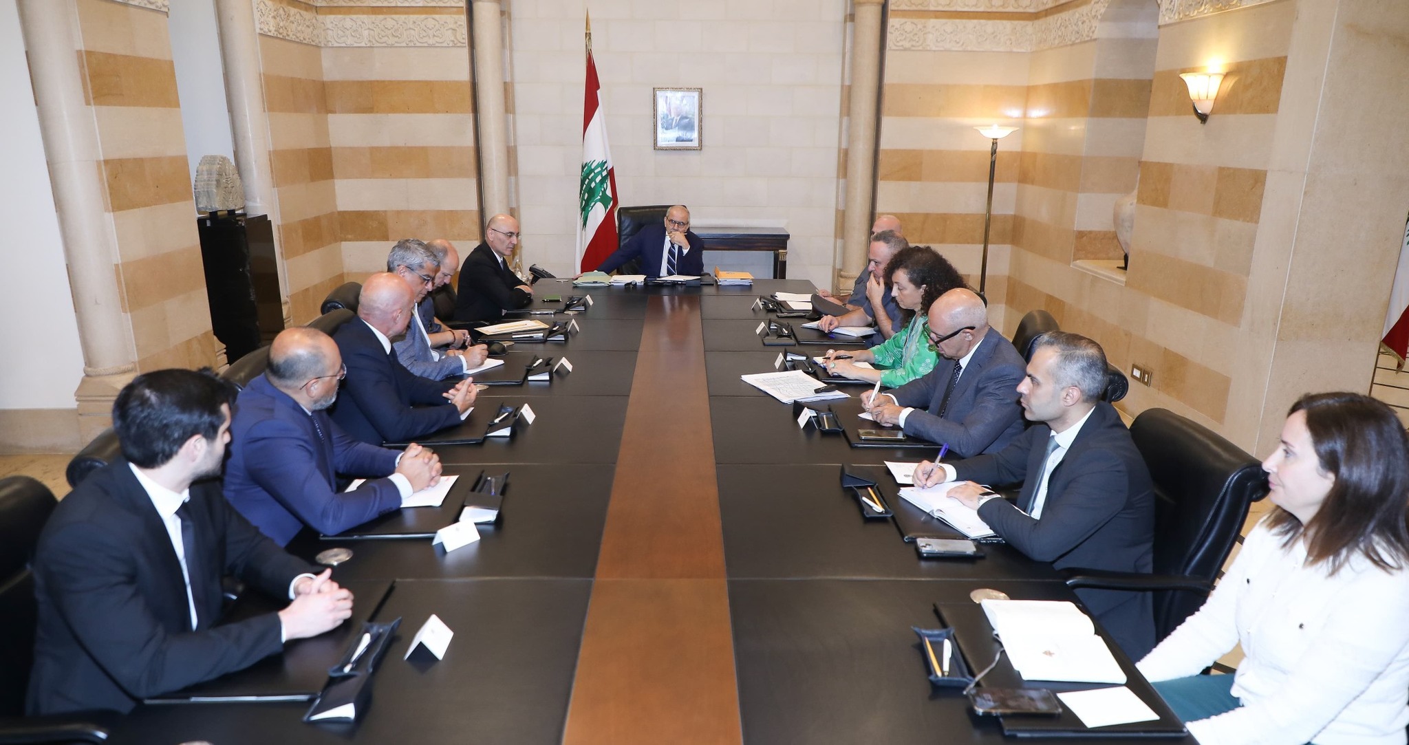 سلام ترأس اجتماعاً بحث في تنظيم السير وإدارة النفايات في بيروت | سياسة ...